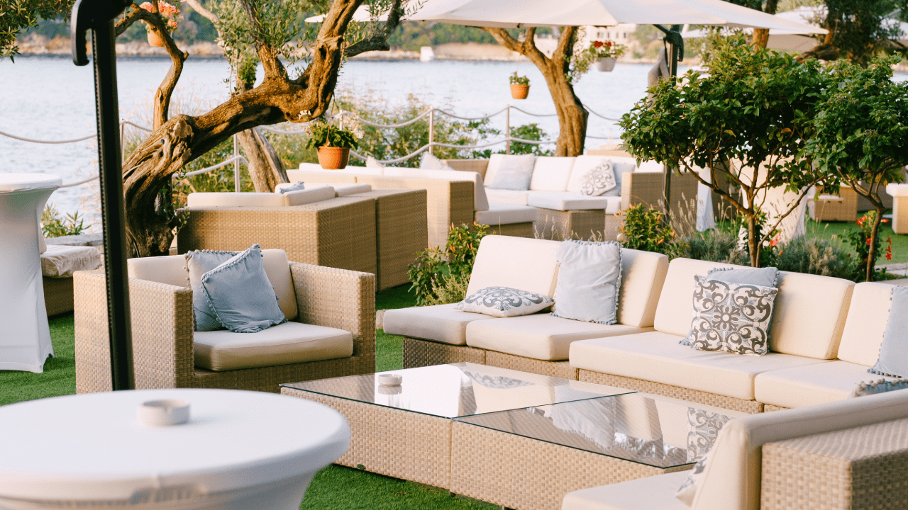 Types of custom cushions and pillows you can order